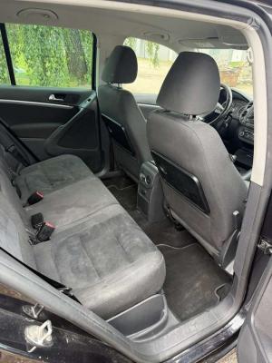 Melns Volkswagen Tiguan 2011 Kauņa, ar dzinēja tilpumu 1.97 L un nobraukumu 33 tūkst. km par 5450 €, foto 10 vietnē AUTOMOTO.COM.LV