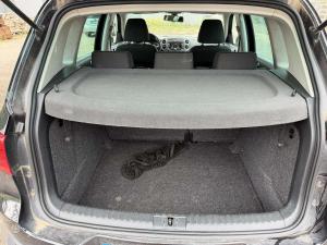 Melns Volkswagen Tiguan 2011 Kauņa, ar dzinēja tilpumu 1.97 L un nobraukumu 33 tūkst. km par 5450 €, foto 14 vietnē AUTOMOTO.COM.LV