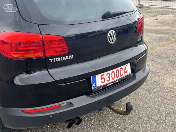 Black Volkswagen Tiguan 2011 in Kedainiai, with an engine capacity of 1.40 L and mileage of 265 thousand km for 5700 €, photo 9 on AUTOMOTO.COM.LV