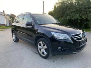 Black Volkswagen Tiguan 2011 in Ogre, with an engine capacity of 2.00 L and mileage of 276 thousand km for 5950 €, photo  on AUTOMOTO.COM.LV
