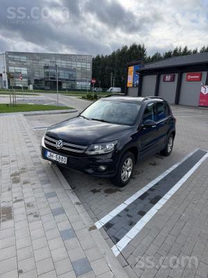Melns Volkswagen Tiguan 2011 Rīga, ar dzinēja tilpumu 2.00 L un nobraukumu 238 tūkst. km par 3800 €, foto  vietnē AUTOMOTO.COM.LV