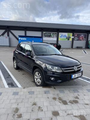 Melns Volkswagen Tiguan 2011 Rīga, ar dzinēja tilpumu 2.00 L un nobraukumu 238 tūkst. km par 3800 €, foto 3 vietnē AUTOMOTO.COM.LV
