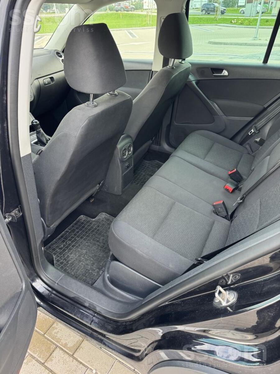 Melns Volkswagen Tiguan 2011 Rīga, ar dzinēja tilpumu 2.00 L un nobraukumu 238 tūkst. km par 3800 €, foto 5 vietnē AUTOMOTO.COM.LV