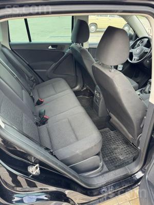 Melns Volkswagen Tiguan 2011 Rīga, ar dzinēja tilpumu 2.00 L un nobraukumu 238 tūkst. km par 3800 €, foto 6 vietnē AUTOMOTO.COM.LV