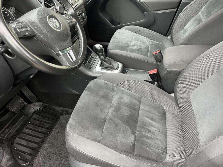 Melns Volkswagen Tiguan 2011 Plungė, ar dzinēja tilpumu 1.97 L un nobraukumu 265 tūkst. km par 6800 €, foto 10 vietnē AUTOMOTO.COM.LV