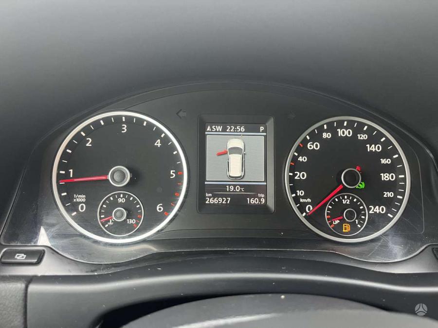 Melns Volkswagen Tiguan 2011 Plungė, ar dzinēja tilpumu 1.97 L un nobraukumu 265 tūkst. km par 6800 €, foto 21 vietnē AUTOMOTO.COM.LV