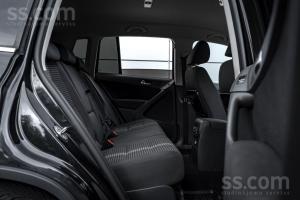 Black Volkswagen Tiguan 2011 in Riga, with an engine capacity of 2.00 L and mileage of 216 thousand km for 7490 €, photo 14 on AUTOMOTO.COM.LV