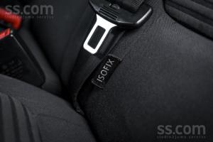 Black Volkswagen Tiguan 2011 in Riga, with an engine capacity of 2.00 L and mileage of 216 thousand km for 7490 €, photo 15 on AUTOMOTO.COM.LV