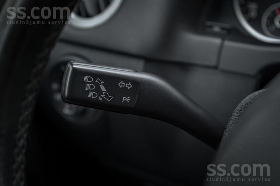 Black Volkswagen Tiguan 2011 in Riga, with an engine capacity of 2.00 L and mileage of 216 thousand km for 7490 €, photo 18 on AUTOMOTO.COM.LV