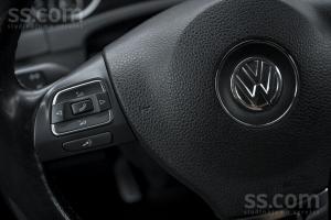 Black Volkswagen Tiguan 2011 in Riga, with an engine capacity of 2.00 L and mileage of 216 thousand km for 7490 €, photo 19 on AUTOMOTO.COM.LV