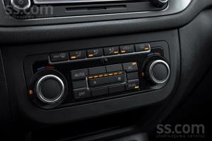 Black Volkswagen Tiguan 2011 in Riga, with an engine capacity of 2.00 L and mileage of 216 thousand km for 7490 €, photo 25 on AUTOMOTO.COM.LV