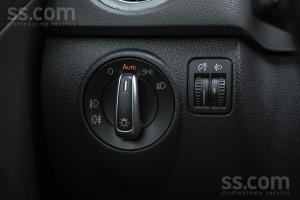 Black Volkswagen Tiguan 2011 in Riga, with an engine capacity of 2.00 L and mileage of 216 thousand km for 7490 €, photo 28 on AUTOMOTO.COM.LV
