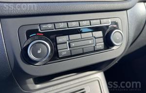 Black Volkswagen Tiguan 2011 in Cesis, with an engine capacity of 2.00 L and mileage of 203 thousand km for 7950 €, photo 22 on AUTOMOTO.COM.LV
