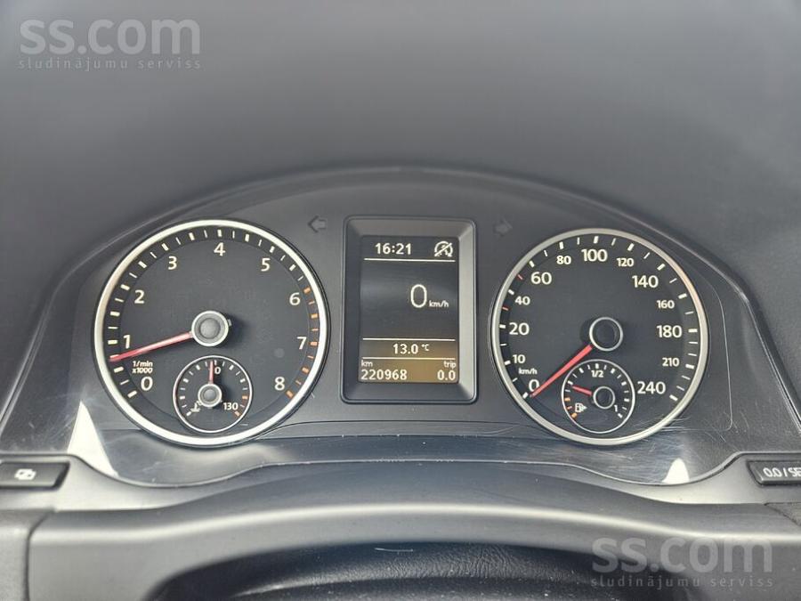 Black Volkswagen Tiguan 2011 in Cesis, with an engine capacity of 1.40 L and mileage of 221 thousand km for 6700 €, photo 17 on AUTOMOTO.COM.LV