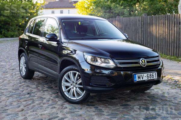 Melns Volkswagen Tiguan 2012 Jelgava, ar dzinēja tilpumu 2.00 L un nobraukumu 259 tūkst. km par 10200 €, foto 1 vietnē AUTOMOTO.COM.LV