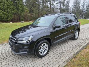 Black Volkswagen Tiguan 2012 in Telschi, with an engine capacity of 1.97 L and mileage of 299 thousand km for 7900 €, photo 7 on AUTOMOTO.COM.LV