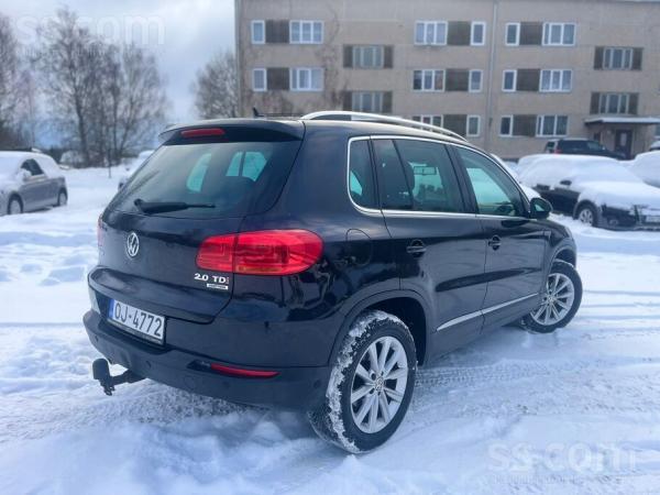 Melns Volkswagen Tiguan 2012 Kuldīga, ar dzinēja tilpumu 2.00 L un nobraukumu 320 tūkst. km par 9390 €, foto 4 vietnē AUTOMOTO.COM.LV
