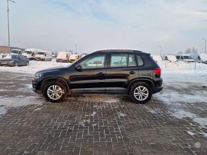 Black Volkswagen Tiguan 2012 in Taurage, with an engine capacity of 1.97 L and mileage of 276 thousand km for 6700 €, photo 2 on AUTOMOTO.COM.LV