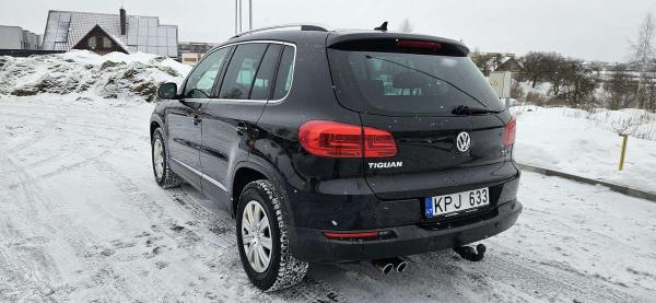 Melns Volkswagen Tiguan 2012 Viļņa, ar dzinēja tilpumu 1.97 L un nobraukumu 314 tūkst. km par 7000 €, foto 6 vietnē AUTOMOTO.COM.LV