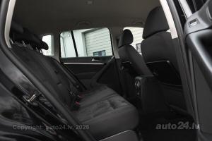 Black Volkswagen Tiguan 2012 in Jelgava, with an engine capacity of 2.00 L and mileage of 264 thousand km for 10700 €, photo 11 on AUTOMOTO.COM.LV