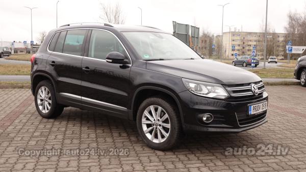 Black Volkswagen Tiguan 2012 in Tartu, with an engine capacity of 2.00 L and mileage of 206 thousand km for 10990 €, photo 1 on AUTOMOTO.COM.LV
