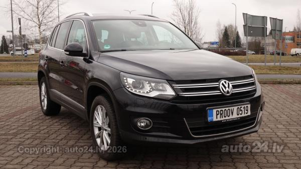 Black Volkswagen Tiguan 2012 in Tartu, with an engine capacity of 2.00 L and mileage of 206 thousand km for 10990 €, photo 6 on AUTOMOTO.COM.LV