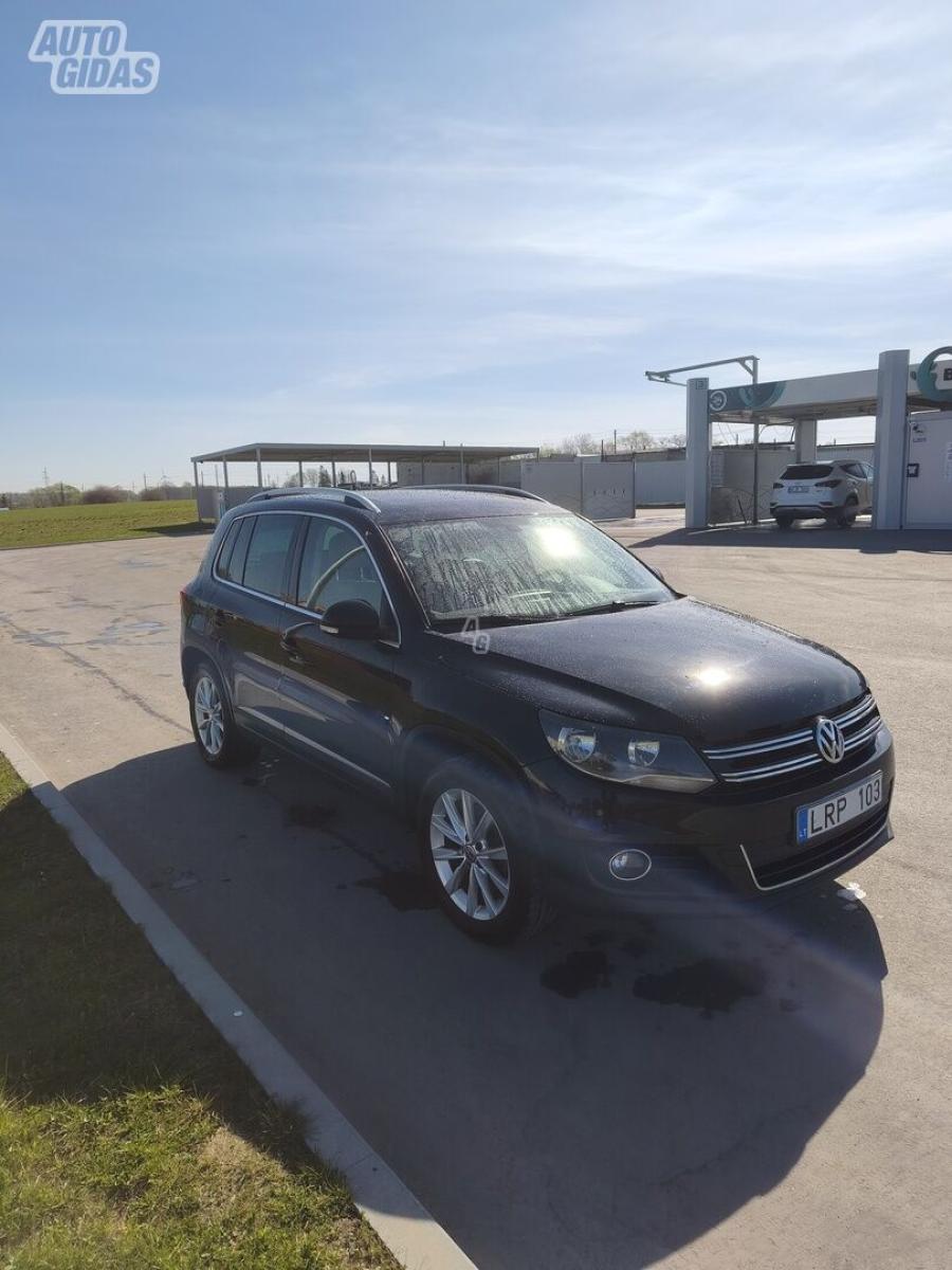 Melns Volkswagen Tiguan 2012 Pasvalys, ar dzinēja tilpumu 2.00 L un nobraukumu 288 tūkst. km par 8500 €, foto 3 vietnē AUTOMOTO.COM.LV