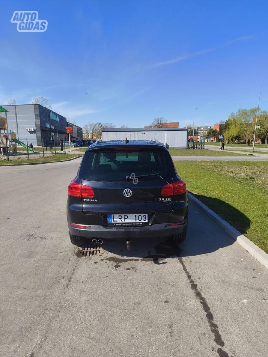 Melns Volkswagen Tiguan 2012 Pasvalys, ar dzinēja tilpumu 2.00 L un nobraukumu 288 tūkst. km par 8500 €, foto 5 vietnē AUTOMOTO.COM.LV