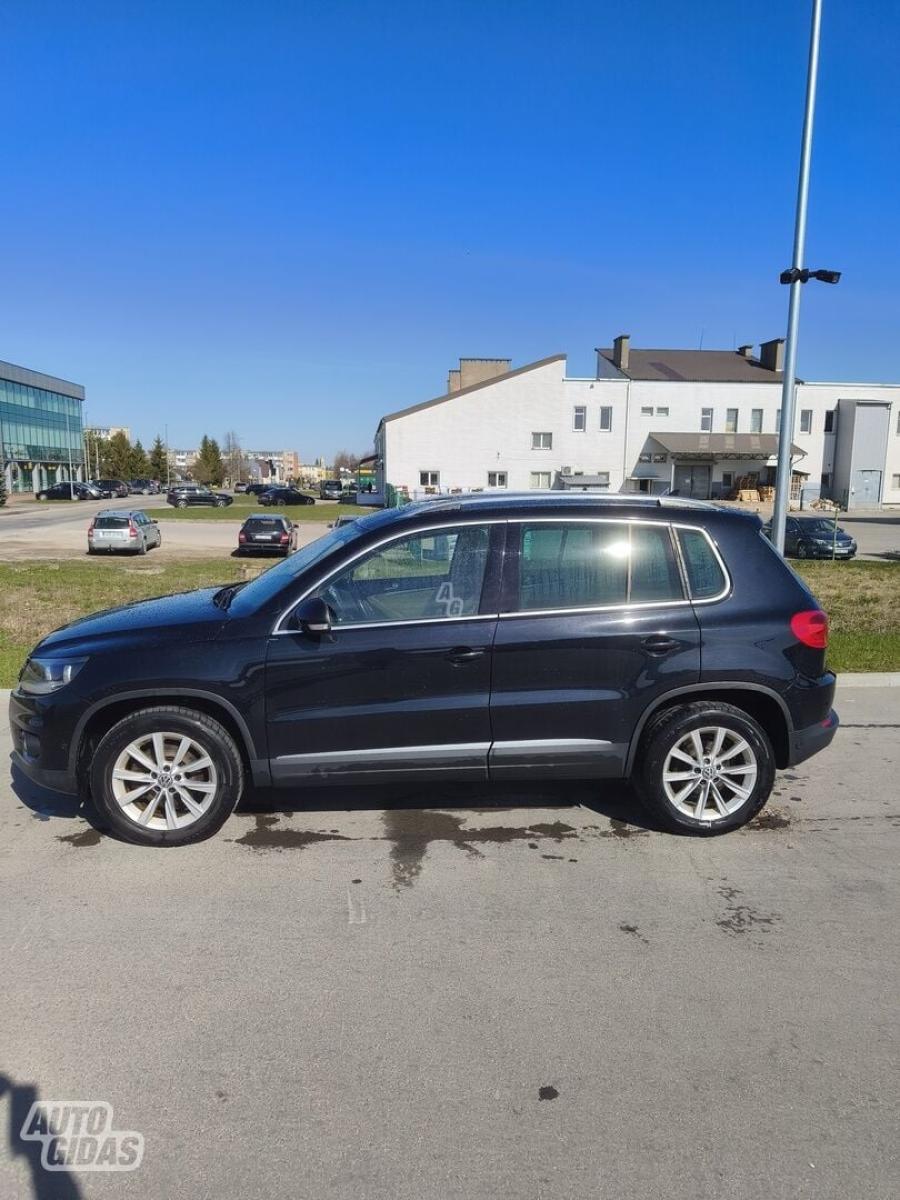 Melns Volkswagen Tiguan 2012 Pasvalys, ar dzinēja tilpumu 2.00 L un nobraukumu 288 tūkst. km par 8500 €, foto 6 vietnē AUTOMOTO.COM.LV