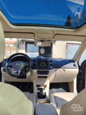Melns Volkswagen Tiguan 2012 Pasvalys, ar dzinēja tilpumu 2.00 L un nobraukumu 288 tūkst. km par 8500 €, foto 19 vietnē AUTOMOTO.COM.LV
