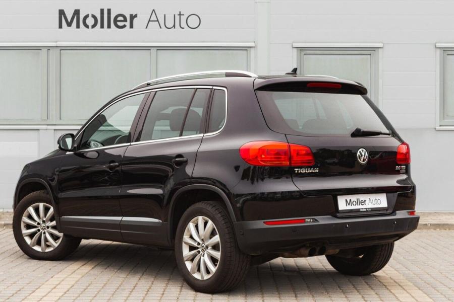 Melns Volkswagen Tiguan 2012 Ventspils, ar dzinēja tilpumu 2.00 L un nobraukumu 162 tūkst. km par 11250 €, foto 4 vietnē AUTOMOTO.COM.LV