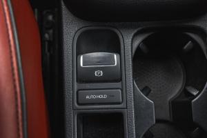 Melns Volkswagen Tiguan 2012 Ventspils, ar dzinēja tilpumu 2.00 L un nobraukumu 162 tūkst. km par 11250 €, foto 22 vietnē AUTOMOTO.COM.LV