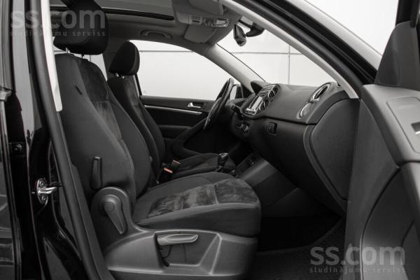 Black Volkswagen Tiguan 2012 in Riga, with an engine capacity of 2.00 L and mileage of 242 thousand km for 9990 €, photo 9 on AUTOMOTO.COM.LV