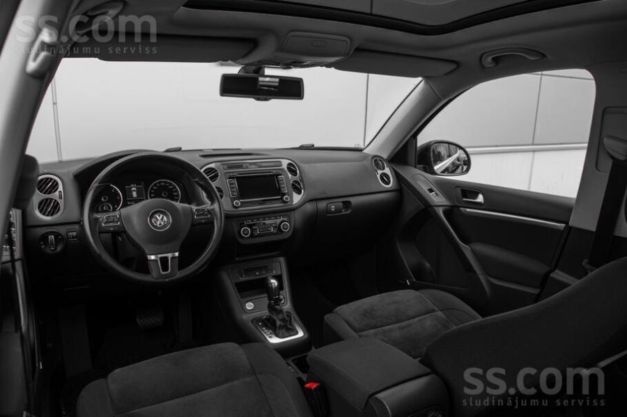 Black Volkswagen Tiguan 2012 in Riga, with an engine capacity of 2.00 L and mileage of 242 thousand km for 9990 €, photo 16 on AUTOMOTO.COM.LV