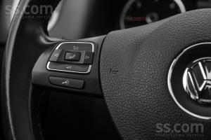 Black Volkswagen Tiguan 2012 in Riga, with an engine capacity of 2.00 L and mileage of 242 thousand km for 9990 €, photo 18 on AUTOMOTO.COM.LV