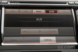 Black Volkswagen Tiguan 2012 in Riga, with an engine capacity of 2.00 L and mileage of 242 thousand km for 9990 €, photo 26 on AUTOMOTO.COM.LV