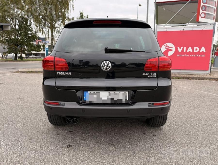 Black Volkswagen Tiguan 2012 in Riga, with an engine capacity of 2.00 L and mileage of 0 thousand km for 8500 €, photo 18 on AUTOMOTO.COM.LV