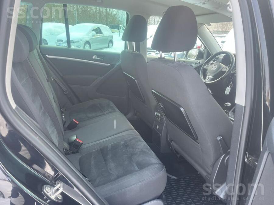 Melns Volkswagen Tiguan 2012 Kuldīga, ar dzinēja tilpumu 2.00 L un nobraukumu 320 tūkst. km par 8490 €, foto 13 vietnē AUTOMOTO.COM.LV