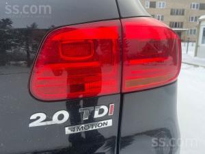Melns Volkswagen Tiguan 2012 Kuldīga, ar dzinēja tilpumu 2.00 L un nobraukumu 320 tūkst. km par 8490 €, foto 29 vietnē AUTOMOTO.COM.LV