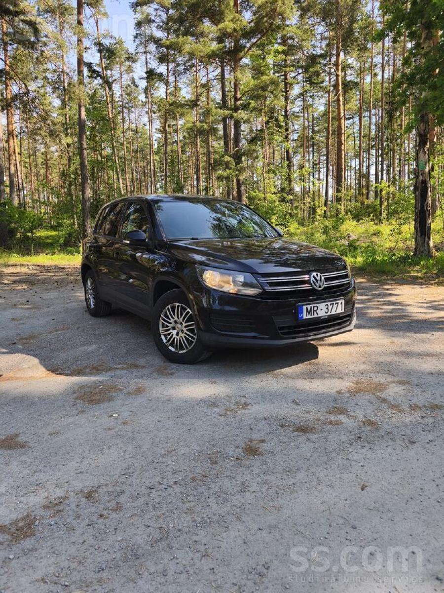 Melns Volkswagen Tiguan 2012 Ventspils, ar dzinēja tilpumu 2.00 L un nobraukumu 252 tūkst. km par 8500 €, foto 1 vietnē AUTOMOTO.COM.LV