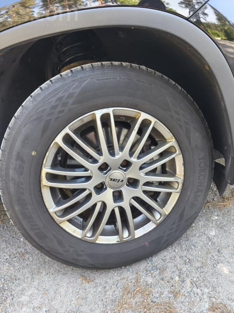 Melns Volkswagen Tiguan 2012 Ventspils, ar dzinēja tilpumu 2.00 L un nobraukumu 252 tūkst. km par 8500 €, foto 8 vietnē AUTOMOTO.COM.LV