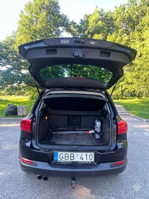 Melns Volkswagen Tiguan 2012 Klaipėda, ar dzinēja tilpumu 1.97 L un nobraukumu 141 tūkst. km par 9100 €, foto 20 vietnē AUTOMOTO.COM.LV