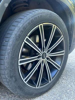 Melns Volkswagen Tiguan 2012 Klaipėda, ar dzinēja tilpumu 1.97 L un nobraukumu 141 tūkst. km par 9100 €, foto 24 vietnē AUTOMOTO.COM.LV