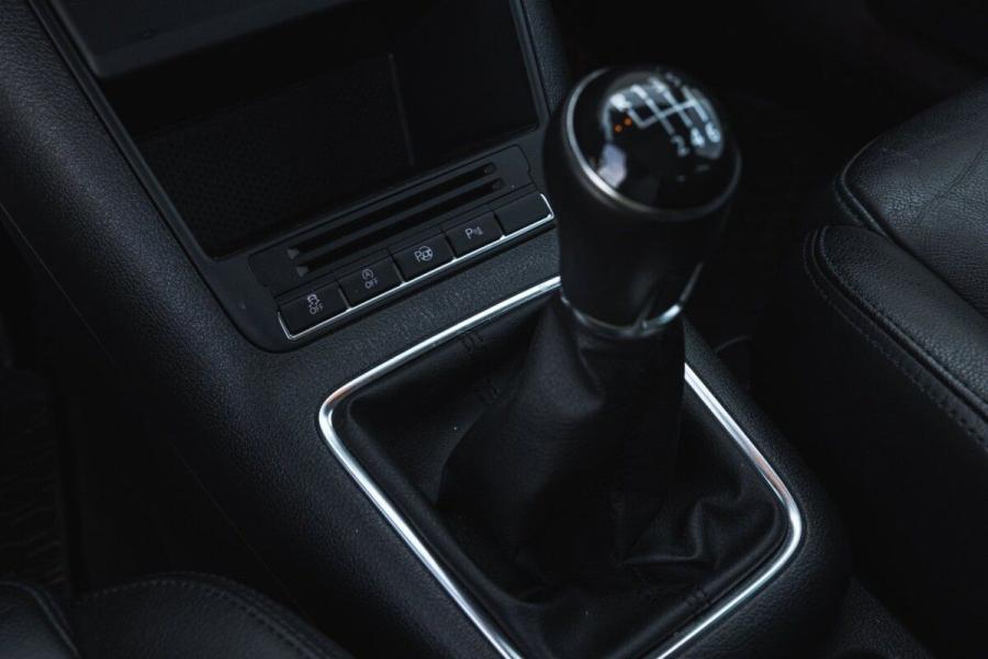 Melns Volkswagen Tiguan 2012 Ventspils, ar dzinēja tilpumu 2.00 L un nobraukumu 268 tūkst. km par 7500 €, foto 22 vietnē AUTOMOTO.COM.LV