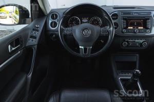 Melns Volkswagen Tiguan 2012 Ventspils, ar dzinēja tilpumu 2.00 L un nobraukumu 268 tūkst. km par 7500 €, foto 16 vietnē AUTOMOTO.COM.LV