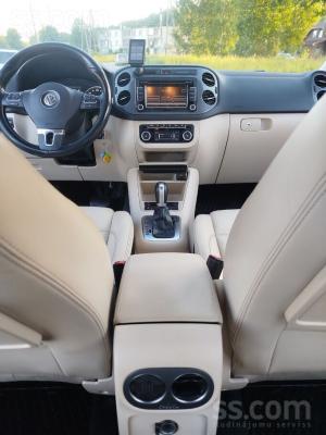 Melns Volkswagen Tiguan 2012 Jēkabpils, ar dzinēja tilpumu 2.00 L un nobraukumu 415 tūkst. km par 7500 €, foto 6 vietnē AUTOMOTO.COM.LV