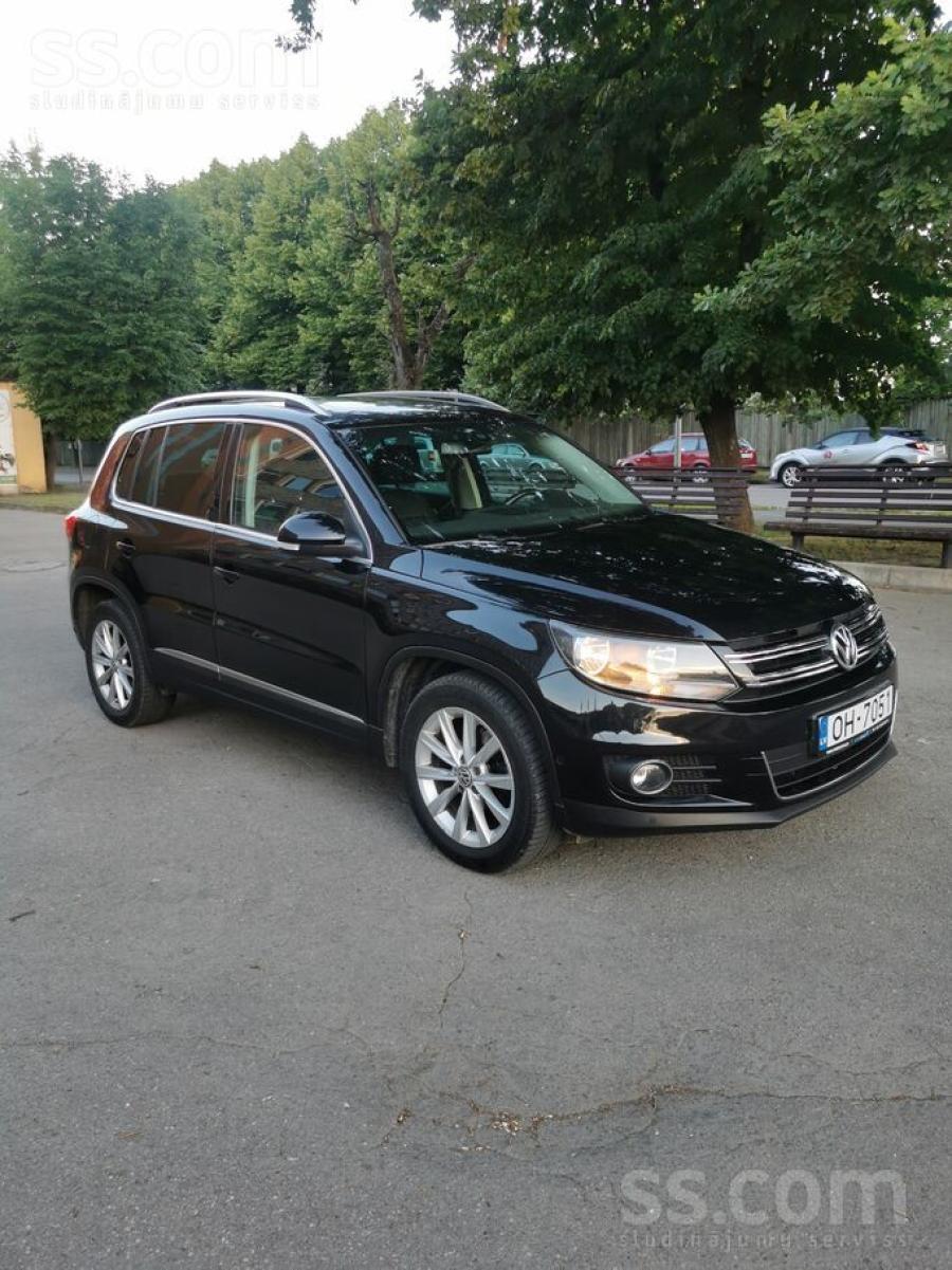 Melns Volkswagen Tiguan 2012 Jelgava, ar dzinēja tilpumu 2.00 L un nobraukumu 222 tūkst. km par 8550 €, foto 1 vietnē AUTOMOTO.COM.LV