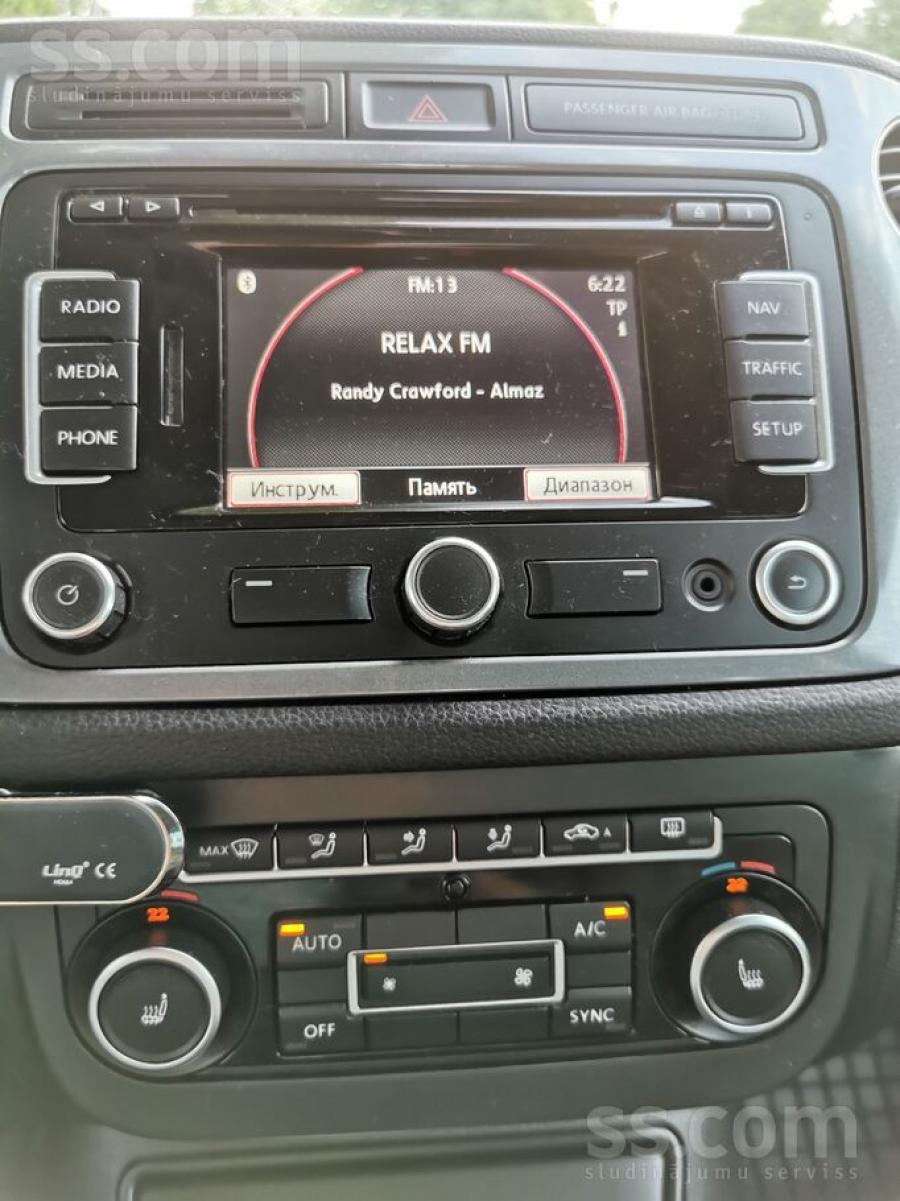 Melns Volkswagen Tiguan 2012 Jelgava, ar dzinēja tilpumu 2.00 L un nobraukumu 222 tūkst. km par 8550 €, foto 10 vietnē AUTOMOTO.COM.LV