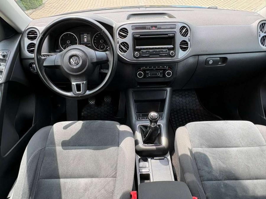 Melns Volkswagen Tiguan 2012 Klaipėda, ar dzinēja tilpumu 1.97 L un nobraukumu 188 tūkst. km par 7900 €, foto 8 vietnē AUTOMOTO.COM.LV