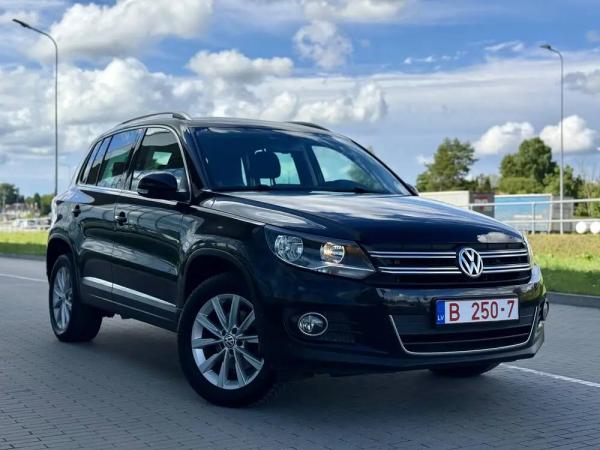 Melns Volkswagen Tiguan 2012 Rēzekne, ar dzinēja tilpumu 2.00 L un nobraukumu 267 tūkst. km par 8990 €, foto 3 vietnē AUTOMOTO.COM.LV